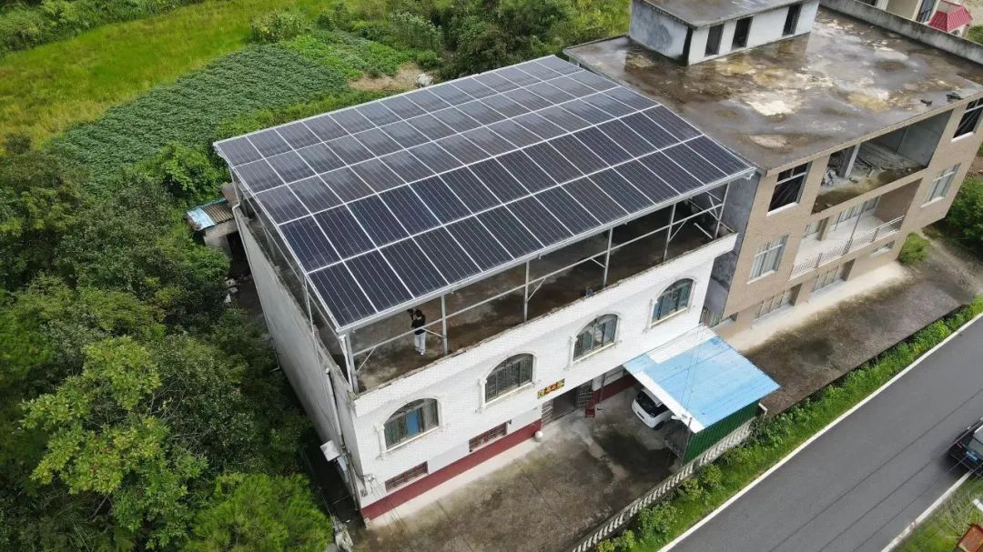 高光时刻 | TCL光伏科技荣获“维科杯·OFweek 2023卓越户用光伏品牌”奖项